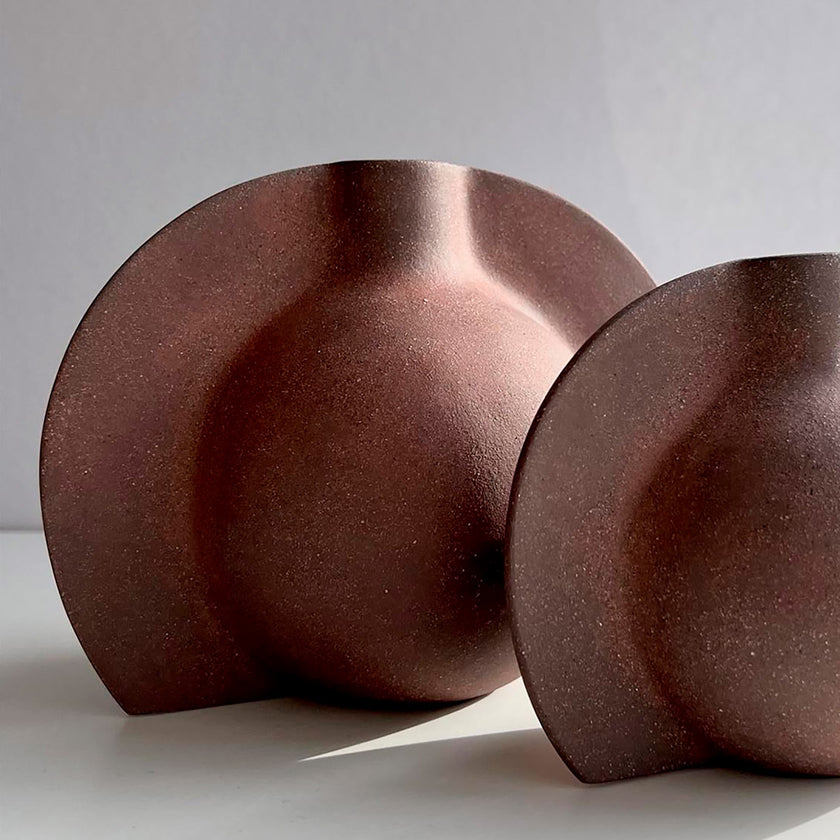 Karin Amdal Vase Halo Large Stoneware Red – Norway Designs