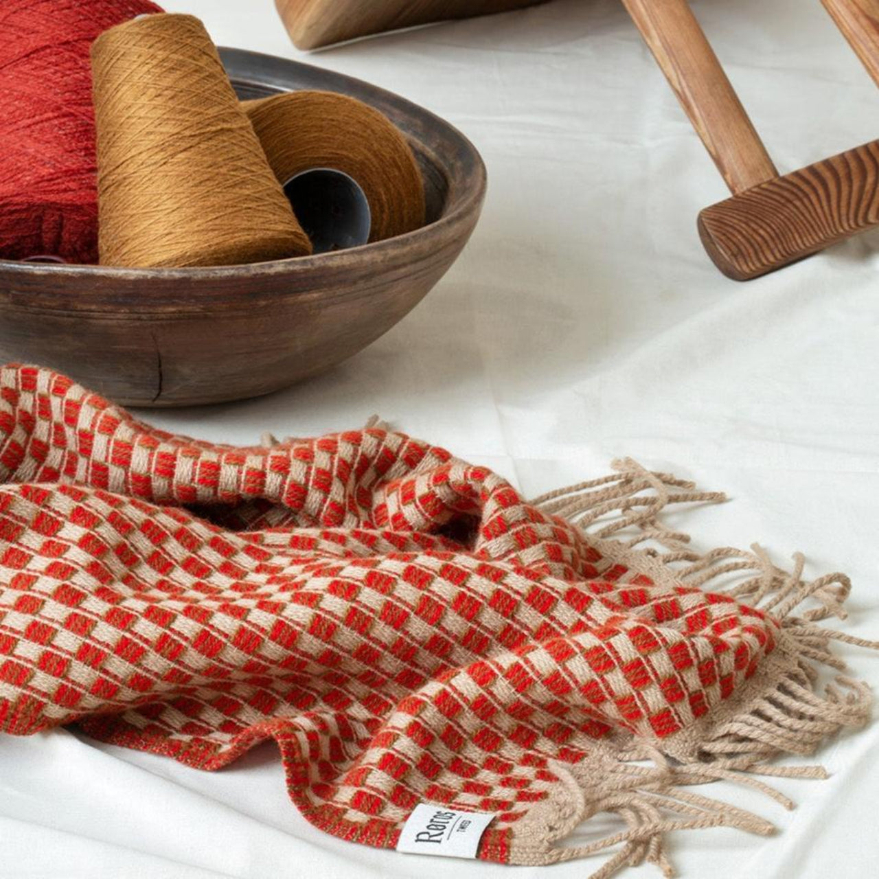Isaac Blanket Red Sumac – Norway Designs